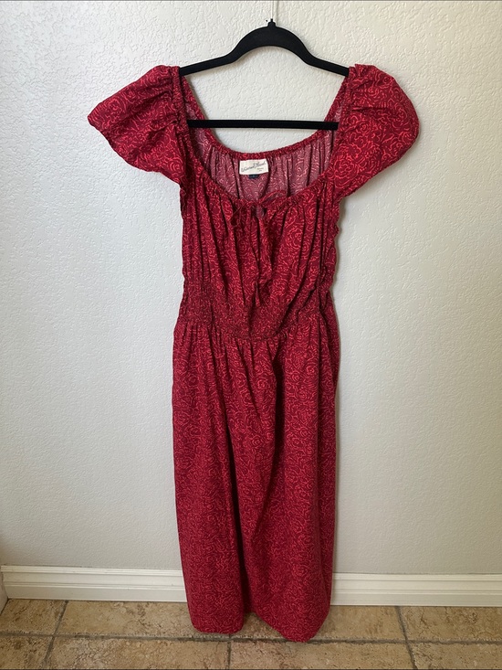 Universal Thread | Dresses | Red Puffsleeve Midi Dress Women | Poshmark